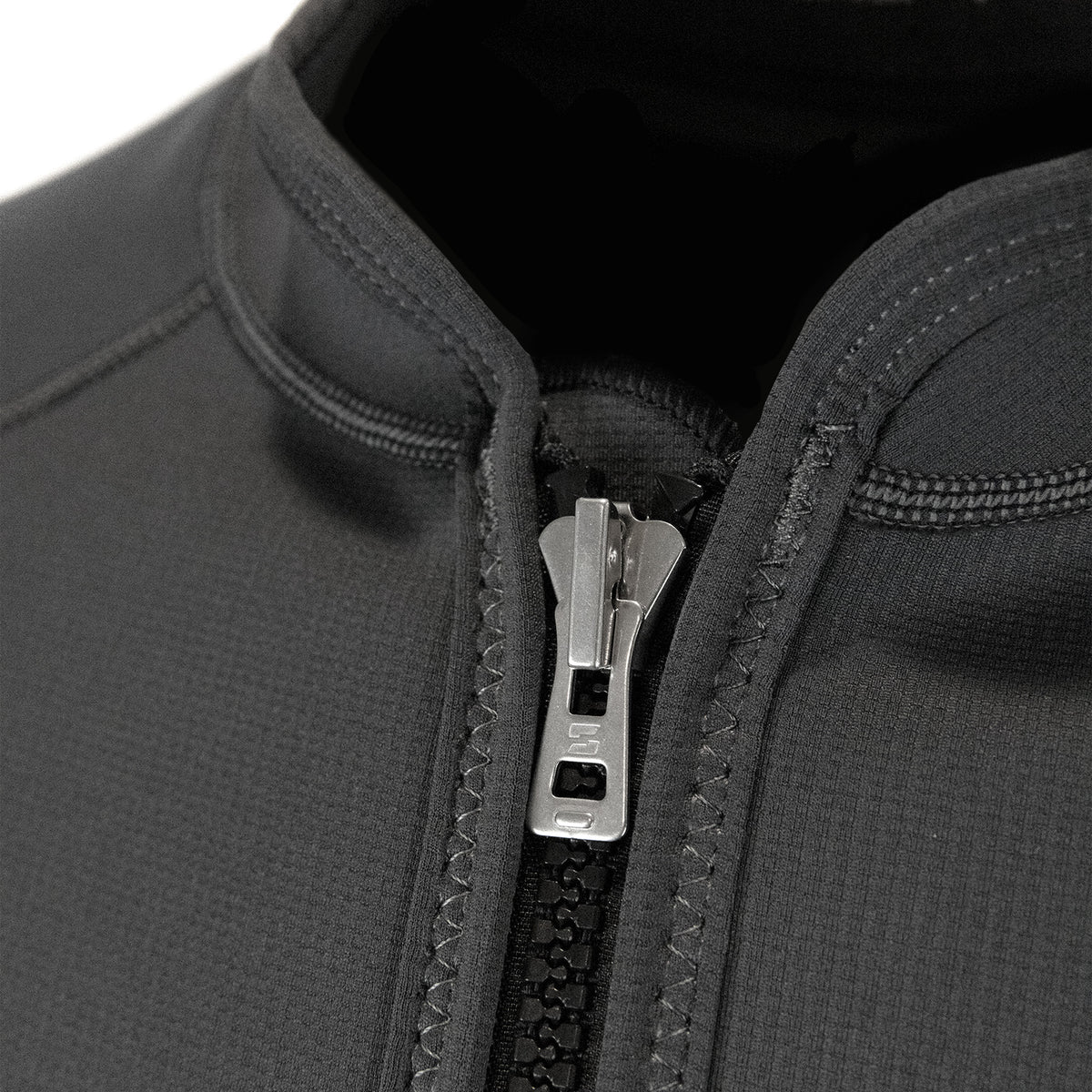 Titanium Chillproof 2 Top LS - Men's – Deep Blue Asia